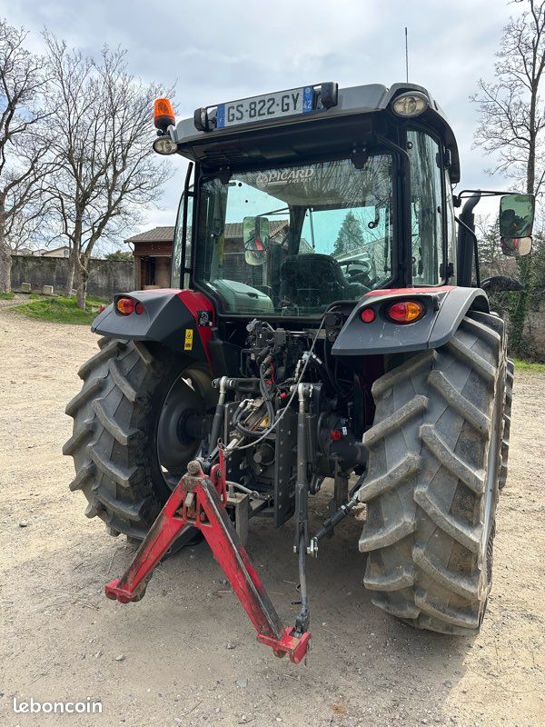 Massey Ferguson 4709 - Tracteurs