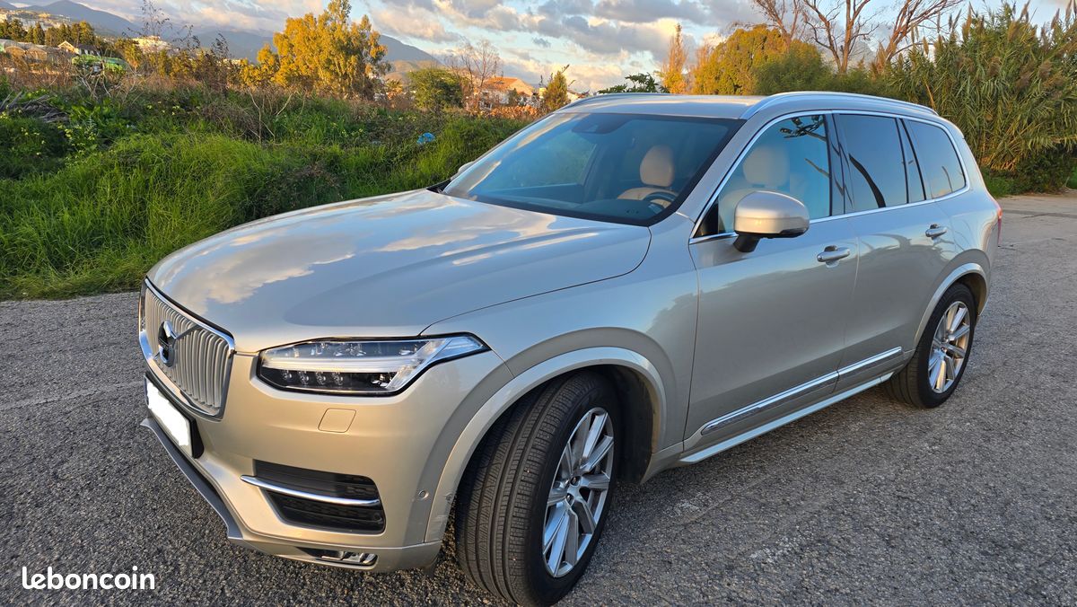 Volvo XC90 Inspiration - Voitures