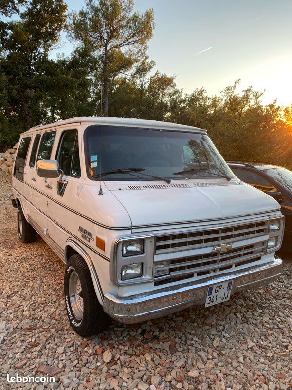 Chevrolet G20 V8 5,7L 1988 - Voitures