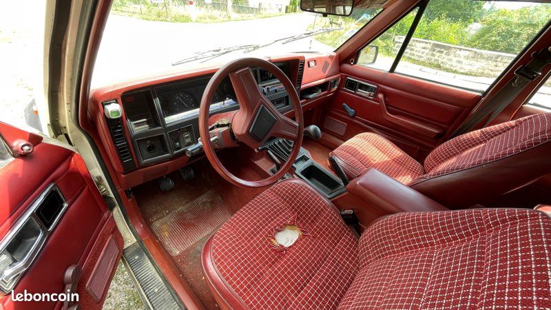 Jeep cherokee XJ / 2.1 turbo diesel / 190 000km - Équipement auto