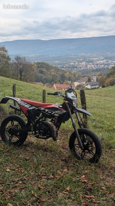 Vend Bêta 50 cc motard - Motos