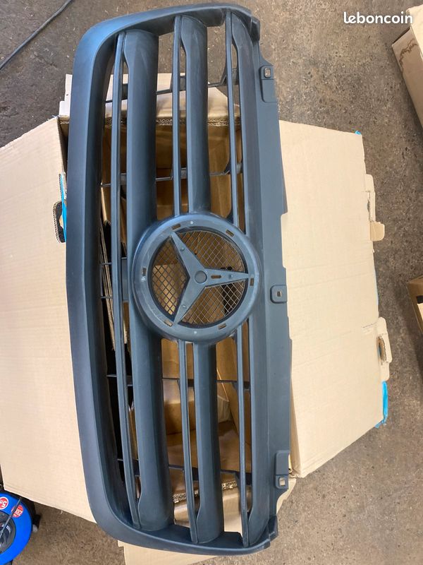 Calandre Mercedes Sprinter - Équipement auto