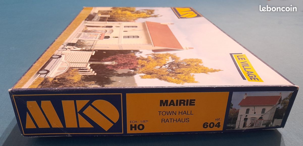 Maquette train HO, MKD le village, la mairie ref 604, neuve à monter ...