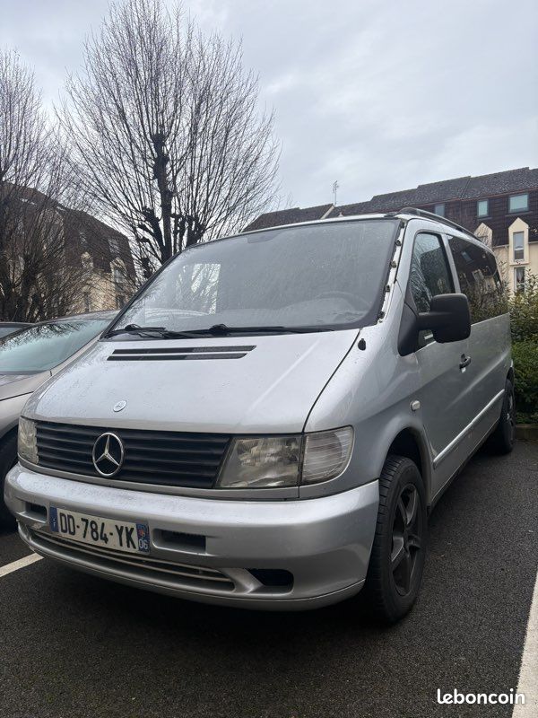 Mercedes Vito 2.2 CDI 16v Combi court 122cv Boîte Automatique - Utilitaires