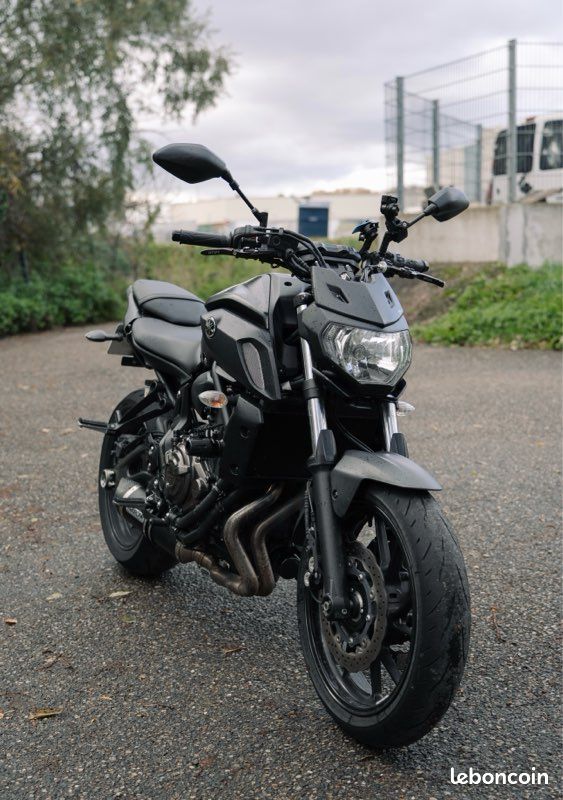 Yamaha mt07 A2 ABS - Motos