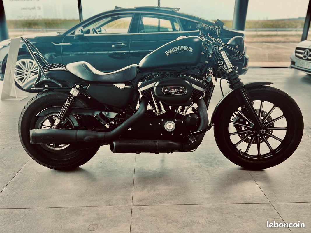 Harley-davidson sportster xl 883 iron - Motos