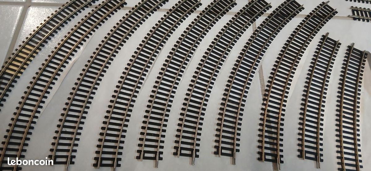 Lot de rails Hornby Jouef HO - Modélisme