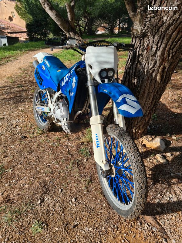 Cross enduro suzuki 200 tsr 2t - Motos