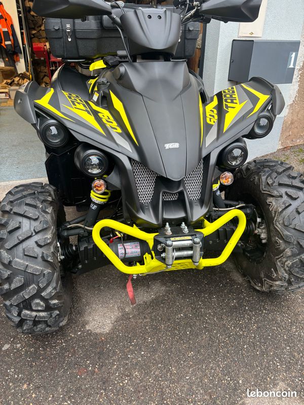 Quad tgb 600 target - Motos