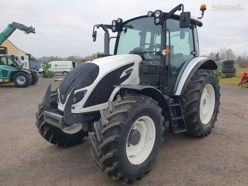 Valtra A104 HITECH - Tracteurs