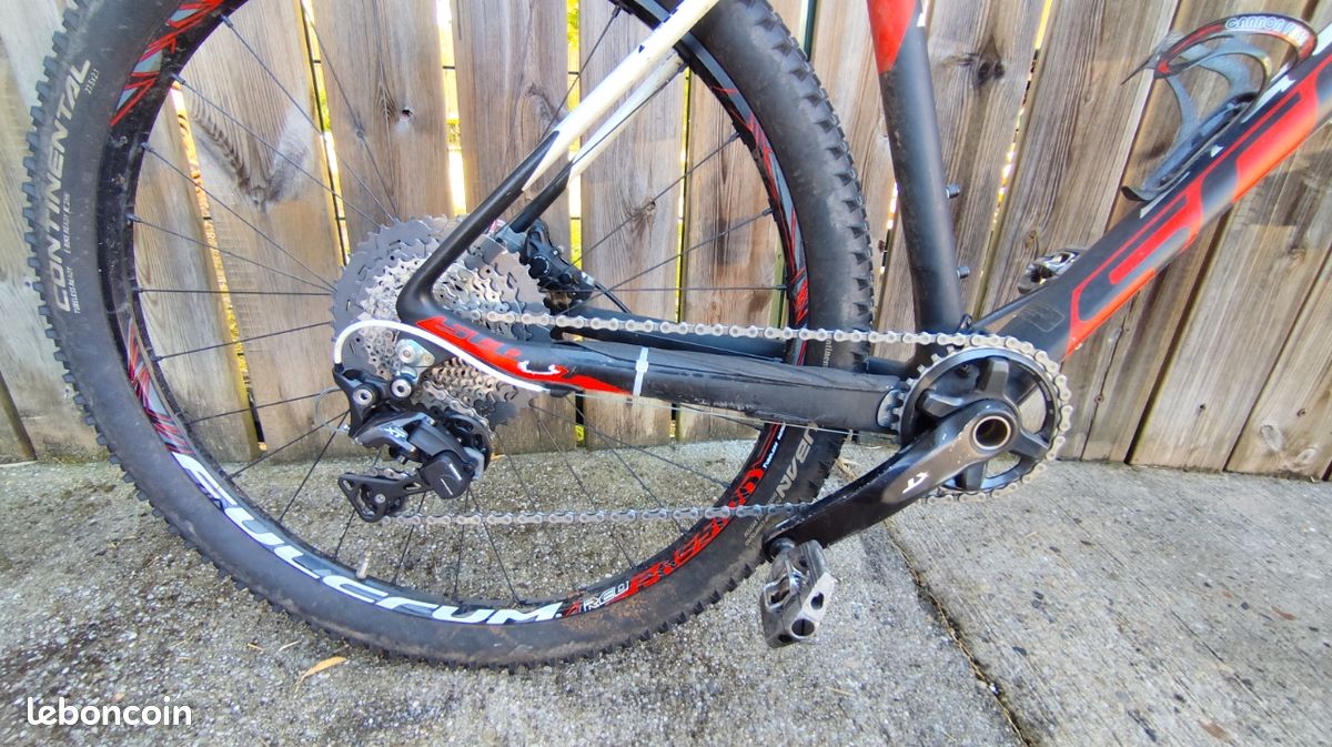 VTT SCOTT Scale 730 Carbone – Taille L – Transmission XT neuve – 10 kg ...
