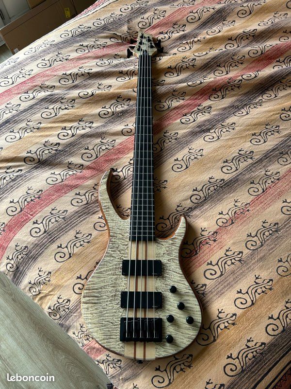 Basse 5 cordes Harley Benton BZ-5000 II NT - Instruments de musique