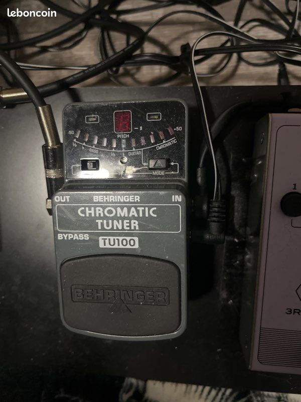 Behringer tu100 tuner - Instruments de musique