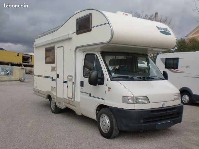 Camping Car Anne 70