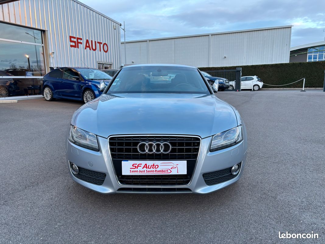 Audi A5 V6 TDI 190cv - S-LINE - Voitures