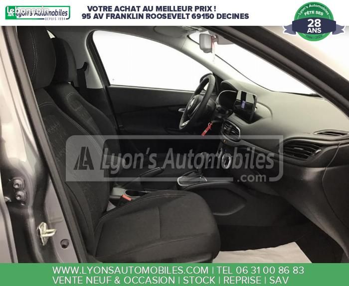 Fiat Tipo HB CROSS 2KM - Voitures