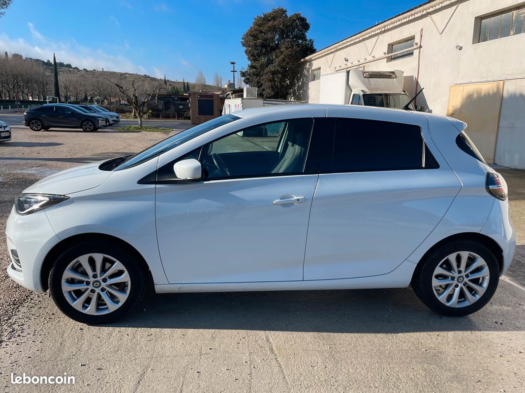 Renault Zoé Zen R110 / Batterie en location - Voitures