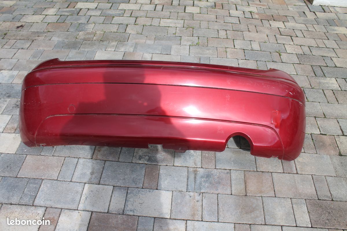 Pare chocs de C3 phase 2 rouge 2007 - Équipement auto