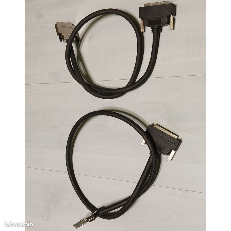 2 Câbles SCSI UW ULTRA LARGE 68-PIN Mâle - 68 Mini Connecteur VHDCI ...
