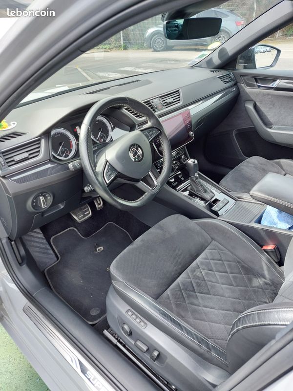 Skoda superb combi - Voitures