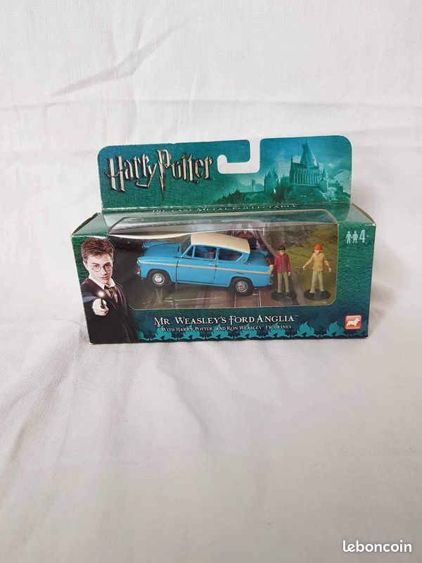 Corgi Die Cast Model Harry Potter Mr.Weasley’S Ford Anglia Corgi Toys ...
