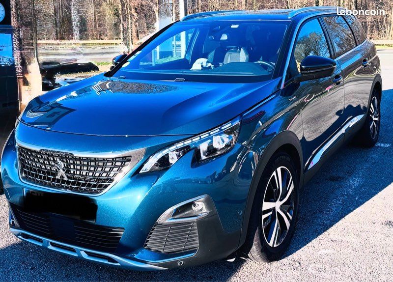 Peugeot 5008 GT LINE - Voitures