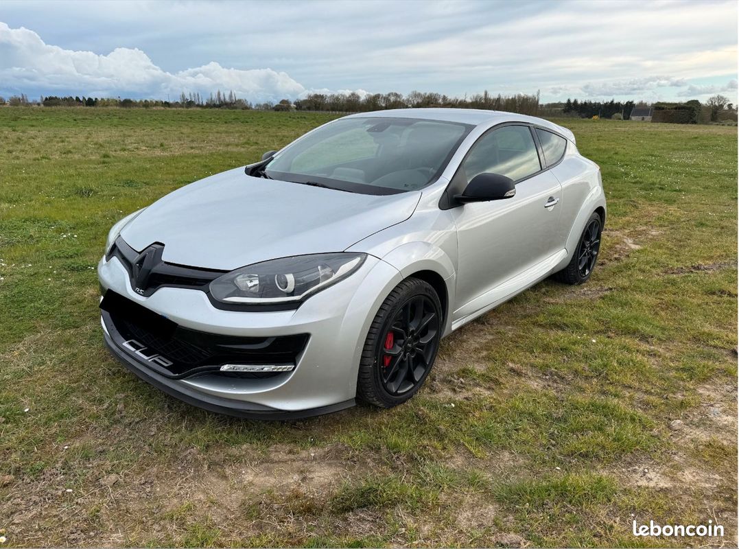 Renault Megane 3 RS - Chassis Cup - Sièges Récaro - 275 CV - Voitures