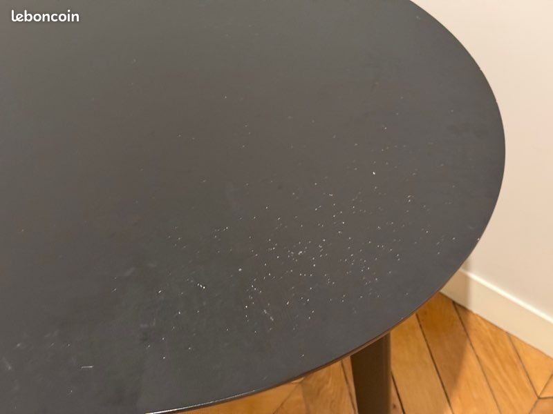 Table à manger ronde noire IKEA LISABO - 105 cm - Ameublement