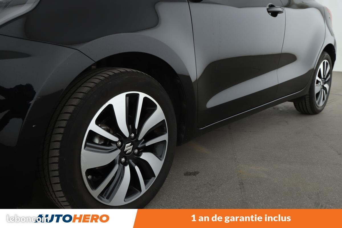 Suzuki Swift 1.0 BoosterJet Pack Auto 111 ch - Voitures