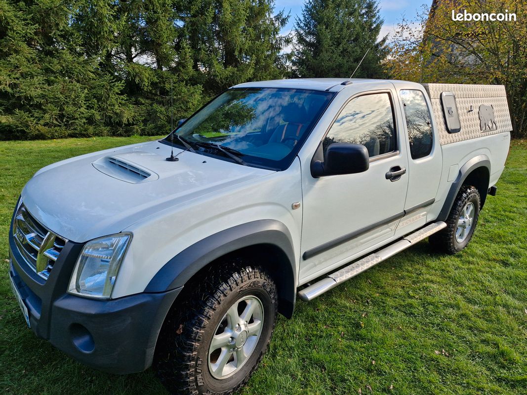 Isuzu d-max 3l - Voitures