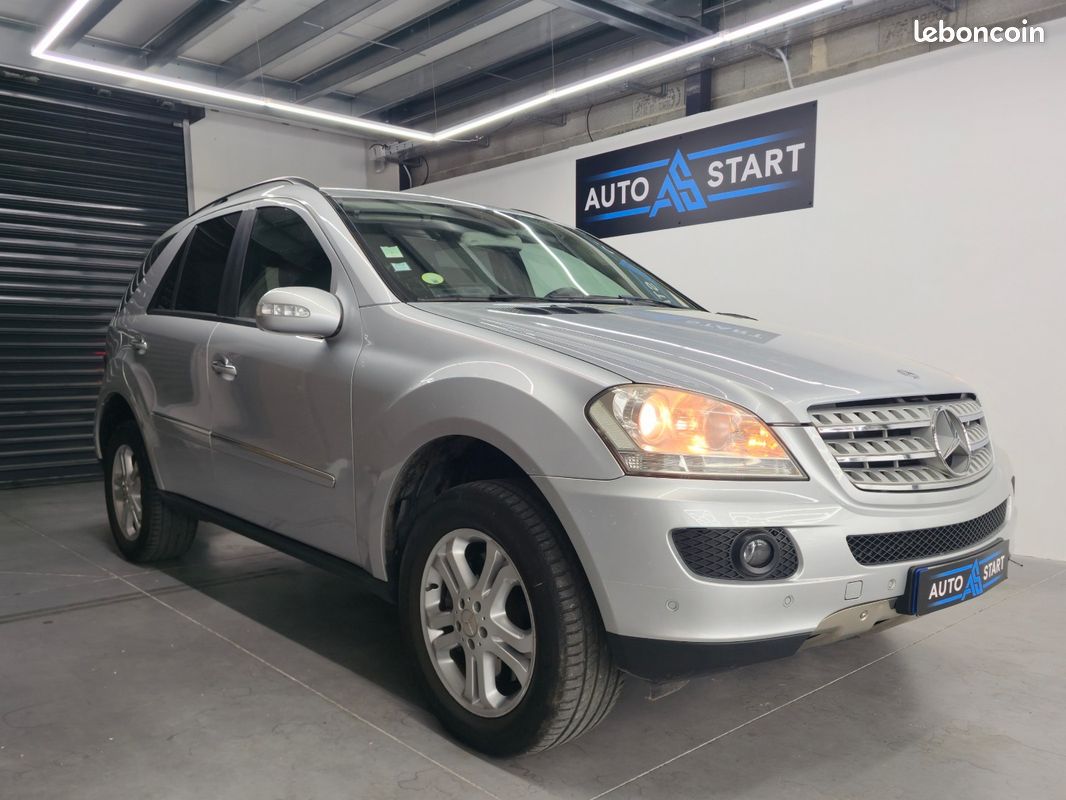 Mercedes ML 500 - 5.0L V8 Atmo - 302ch. 460Nm - Voitures