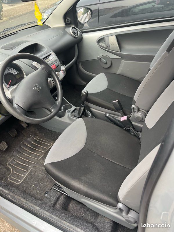 Peugeot 107 - Voitures