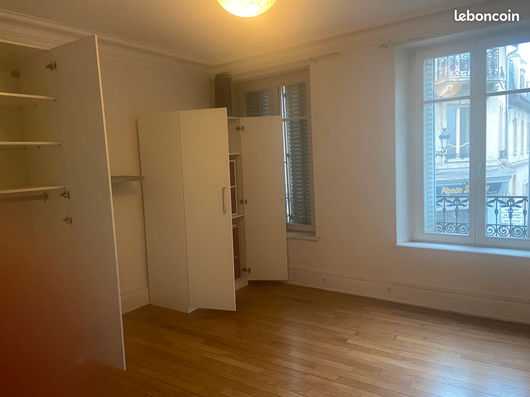 F3 à PAM de 86m2 traversant avec terrasse - Locations