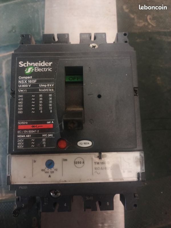 Tripolaire NSX160F Schneider - Bricolage