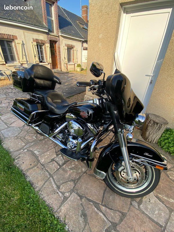 Electra Glide Harley Davidson - Motos