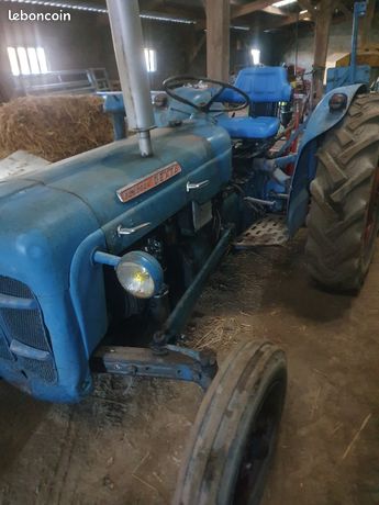 Fordson dexta d'occasion - Tracteurs - leboncoin