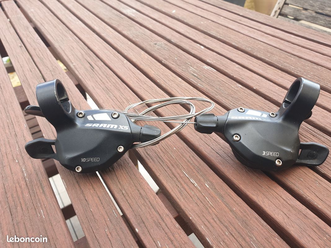 Paire de shifters sram x5 - Équipements vélos
