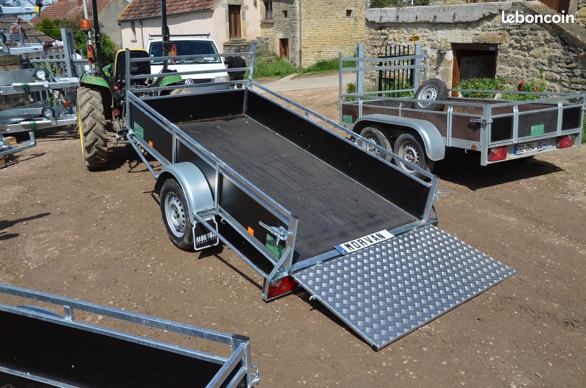 Remorque simple essieu basculante avec hayon PTAC 750kg - Équipement auto