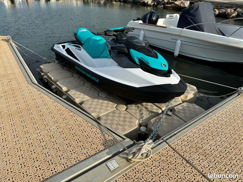 Jet ski seadoo GTI 90 - Nautisme