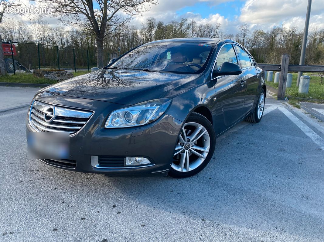 OPEL INSIGNIA 2.0 TURBO 220CH échange reprise - Voitures