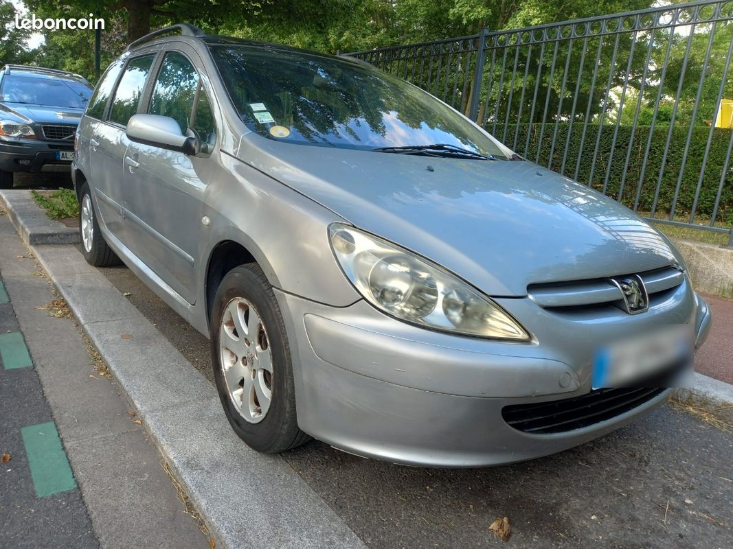 Peugeot 307 break 1.6i litres essence 7 places - Voitures