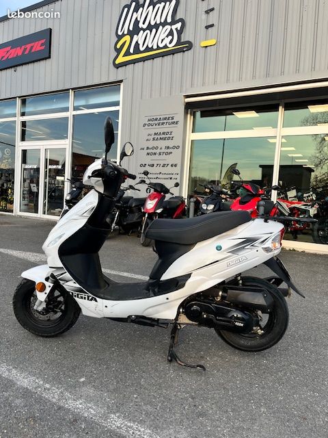 Scooter LONGJIA Digita 50cc - Motos