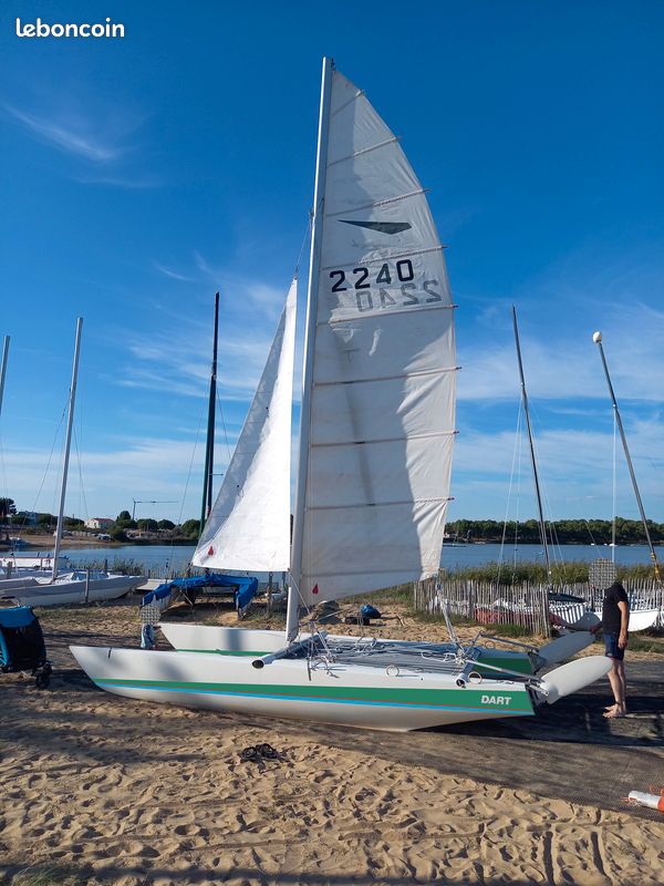 Dart 18 de 1985 - Nautisme