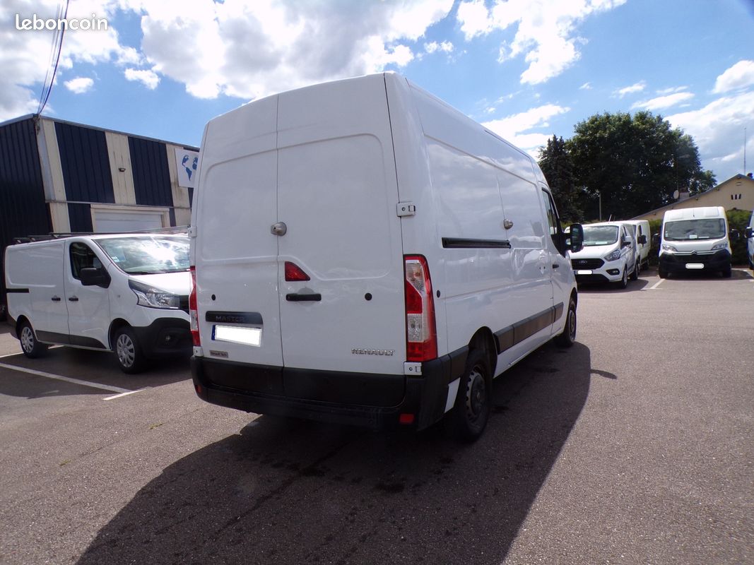 Renault Master F3500 L2H2 DCI 130 grand confort - Utilitaires