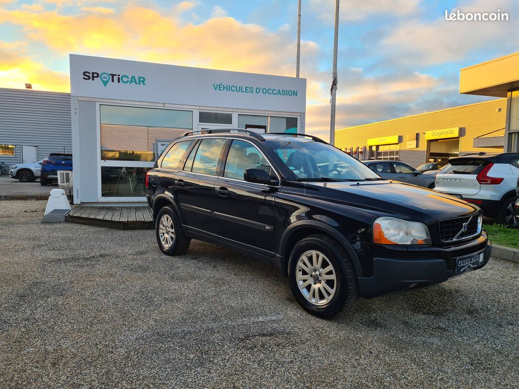 VOLVO XC90 D5 Summum Geartronic A 7pl - Voitures