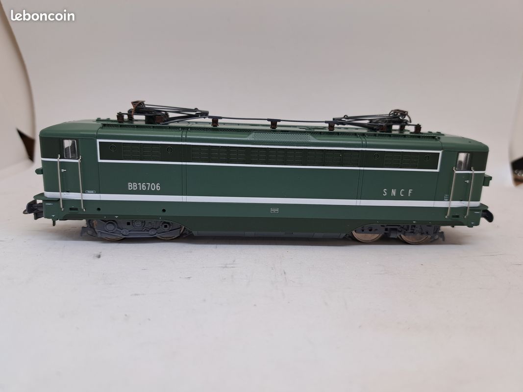 Train locomotive BB 16706 vitrains ho réf 1089/1 - Modélisme