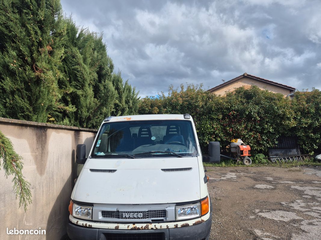 Iveco daily 35-10 city double cabine - Utilitaires