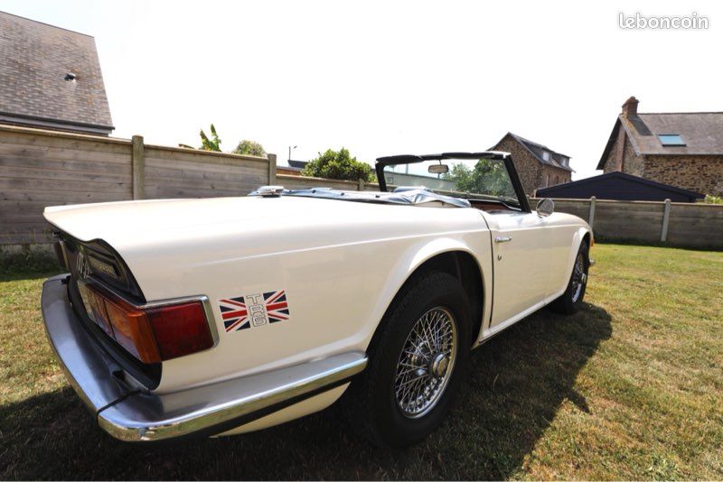 Triumph TR6 - Voitures