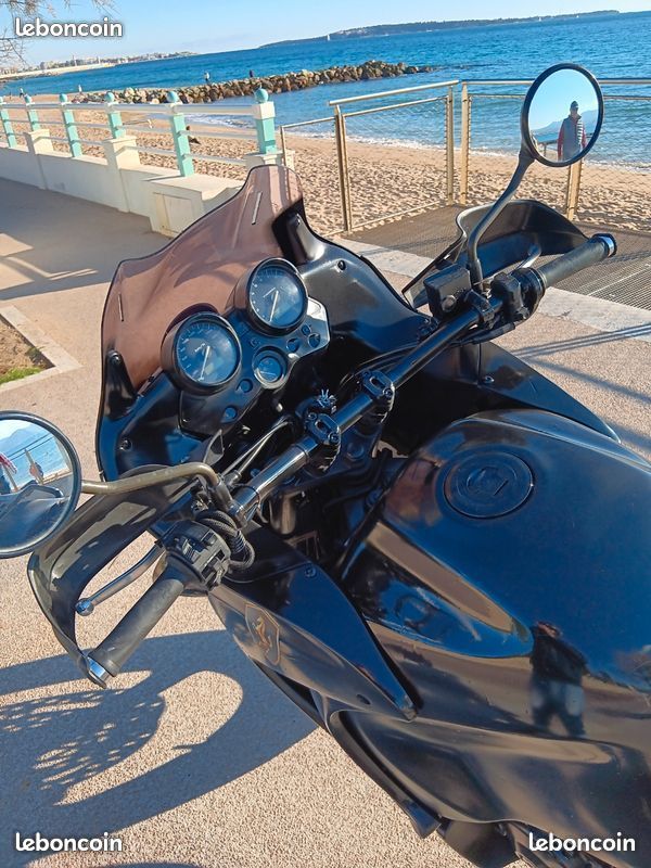 Honda Varadero 1000 - Motos