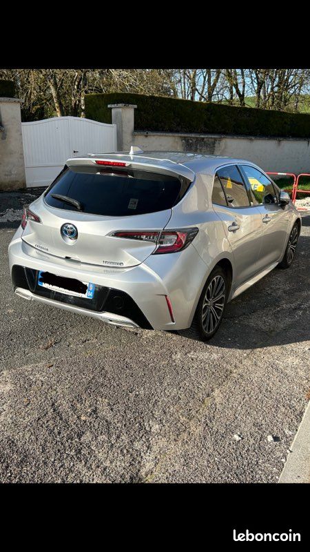 Toyota Corolla Design 184h - Voitures